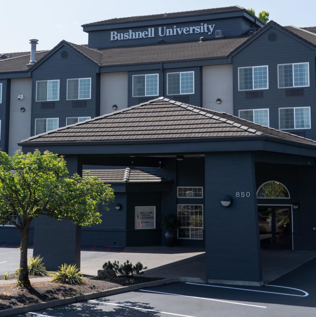 Residence Life | Bushnell University